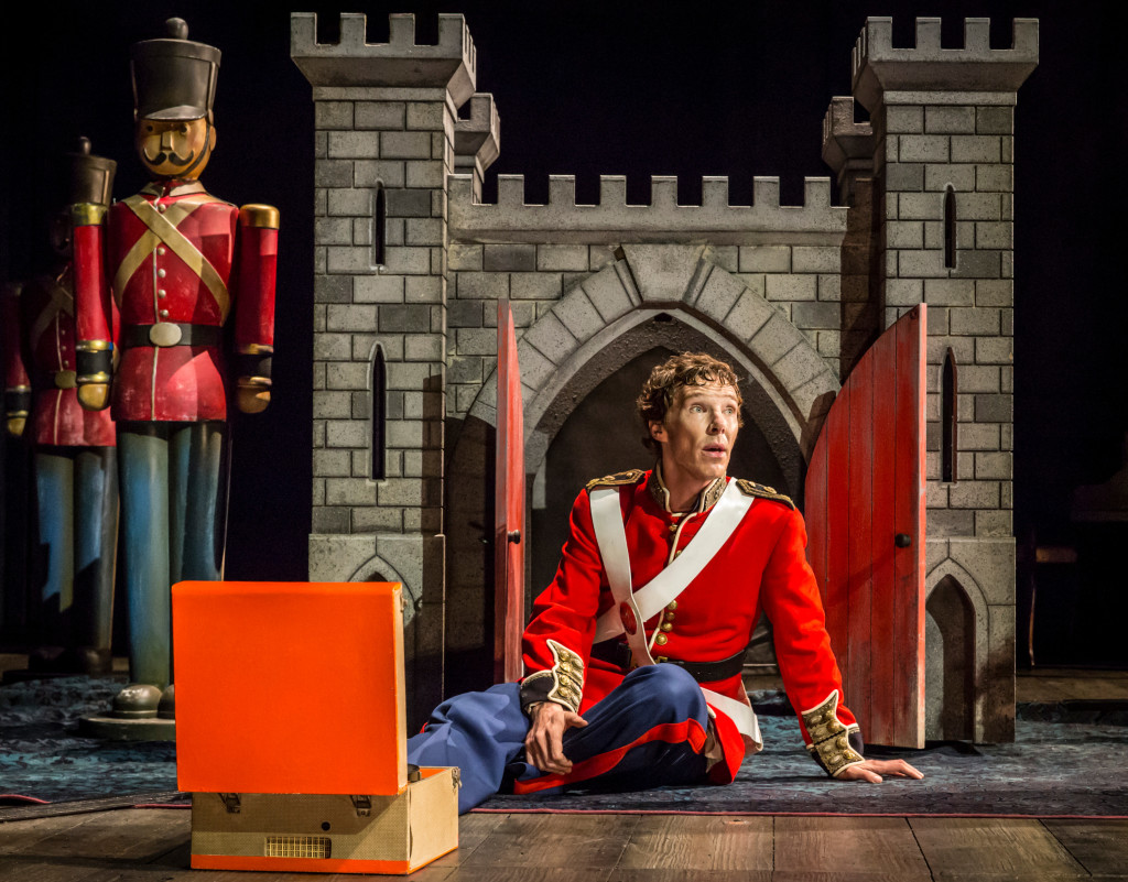 HAMLET: Benedict Cumberbatch Brilha em Peça de Shakespeare no National ...