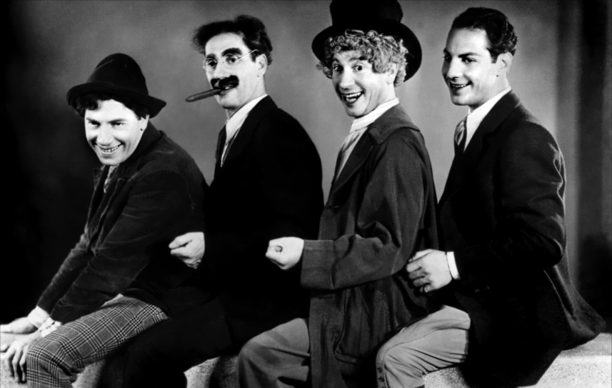 OS IRMÃOS MARX: Chico, Harpo, Groucho, Gummo e Zeppo Entraram Para a ...